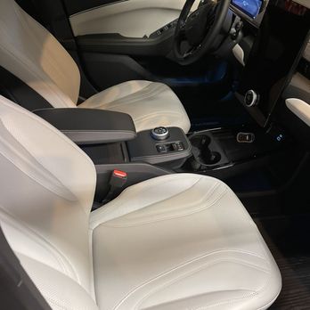 CAPITAL FORD - Updated January 2026 - 66 Photos & 247 Reviews - 3660 S ...