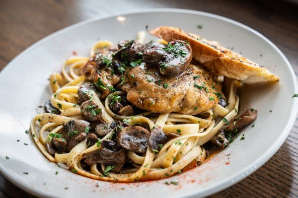 THE OVERLOOK RESTAURANT AND BAR - Updated January 2026 - 31 Photos ...