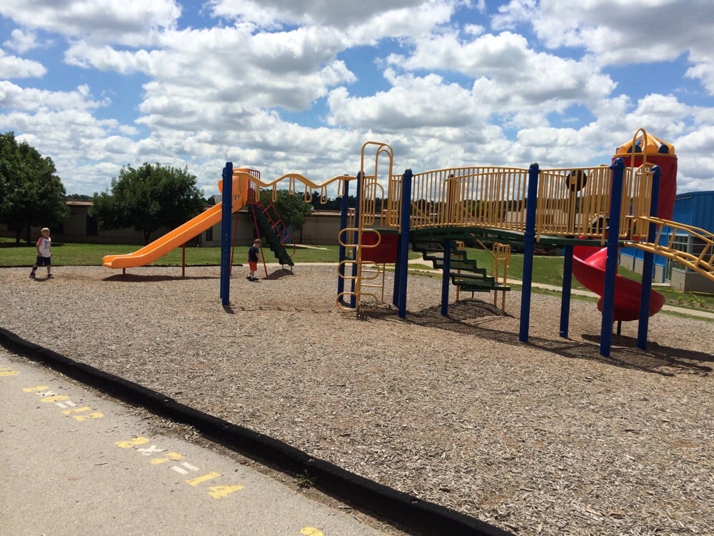 WANDA GRAY ELEMENTARY SCHOOL PARK - Updated June 2024 - 2101 W Farm Rd ...