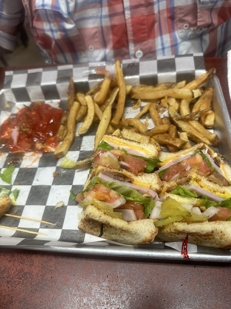 DIAMOND R STORE & CAFE - Updated December 2025 - 62 Photos & 64 Reviews ...