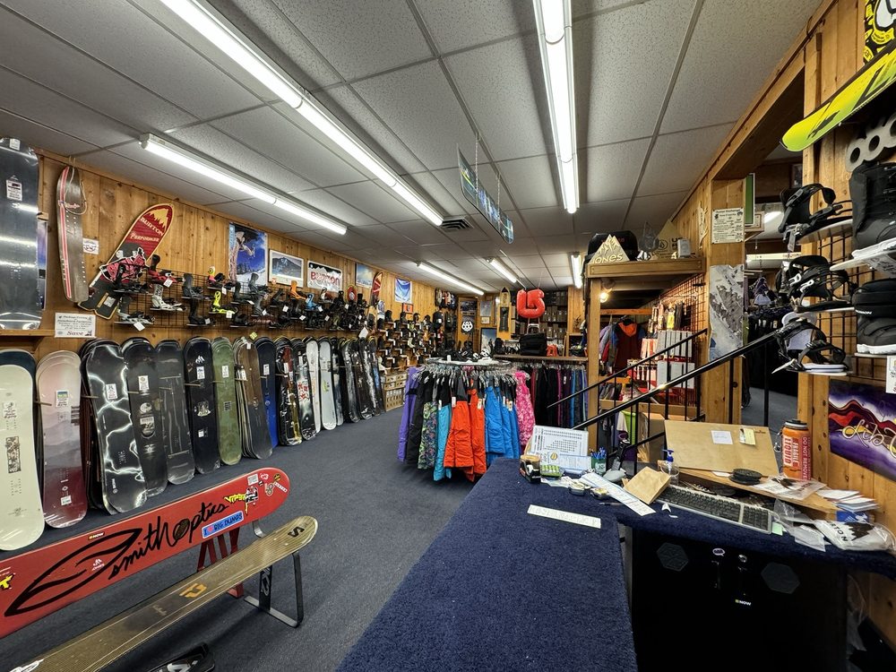 ROGUE SKI SHOP - Updated October 2025 - 29 Reviews - 309 E Jackson St ...