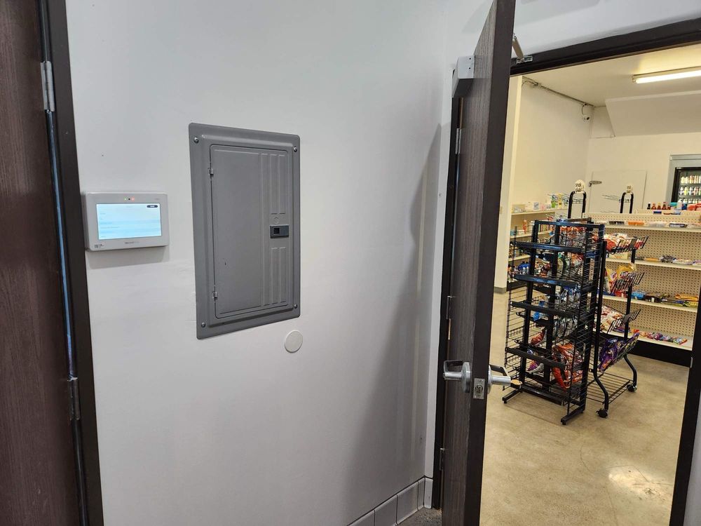 ACE ALARM - Updated December 2025 - 20 Photos & 12 Reviews - 1914 W 8th ...