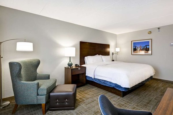 HAMPTON INN CHICAGO/NAPERVILLE - 73 Photos & 34 Reviews - 1087 E Diehl ...