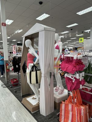 TARGET - Updated December 2025 - 93 Photos & 99 Reviews - 4255 Hampton ...