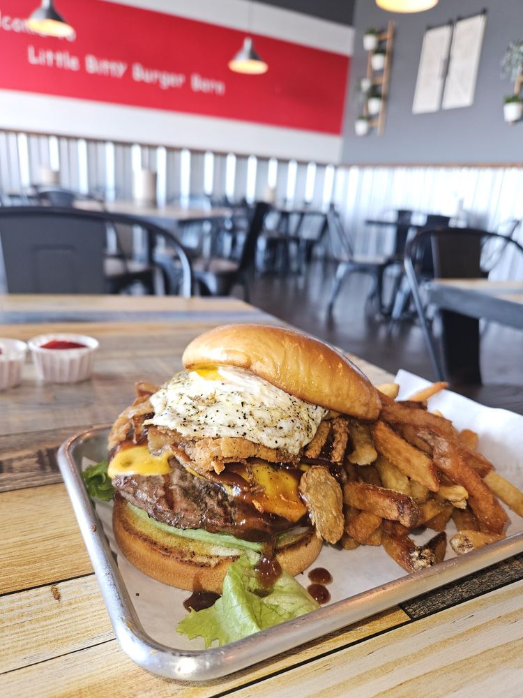 LITTLE BITTY BURGER BARN - 461 Photos & 351 Reviews - 5139 Antoine Dr ...