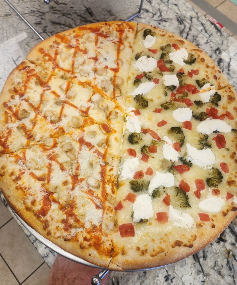 CHEESY CRUST PIZZERIA - Updated January 2026 - 421 Hurffville Cross ...