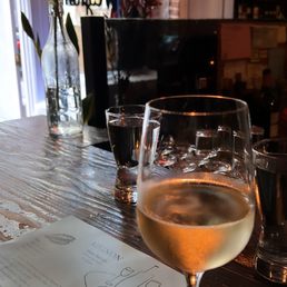 MIGNON - Updated May 2025 - 448 Photos & 491 Reviews - 128 E 6th St ...