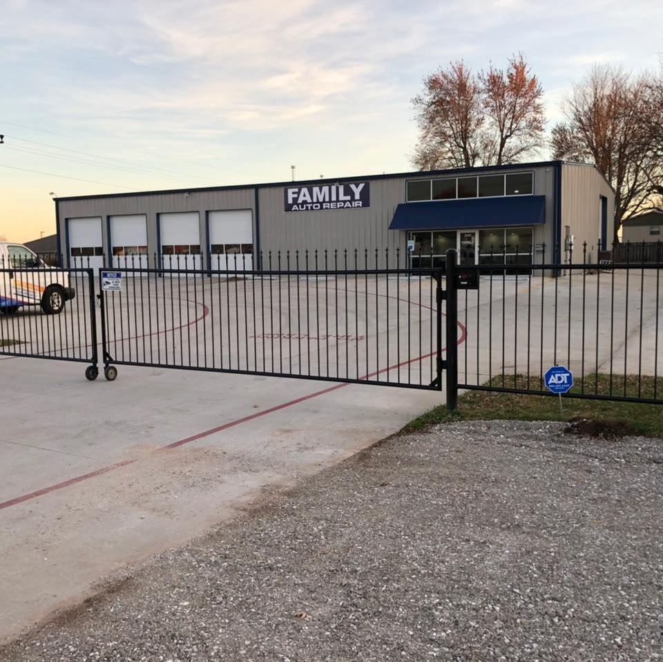 FAMILY AUTO REPAIR - Updated October 2025 - 12 Reviews - 2506 W Grand ...