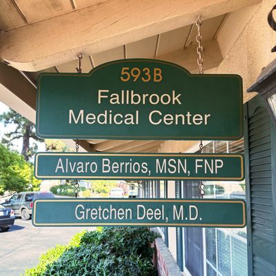 FALLBROOK MEDICAL CENTER - Updated May 2026 - 18 Photos & 33 Reviews ...