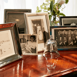 FRANK E. CAMPBELL - THE FUNERAL CHAPEL - 33 Photos & 14 Reviews - 1076 ...