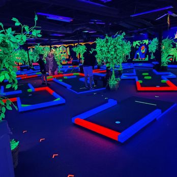 GLOW PUTT MINI GOLF - Updated December 2024 - 283 Photos & 353 Reviews ...