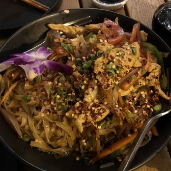 SAKU - Updated June 2025 - 473 Photos & 366 Reviews - 936 Park Ave ...