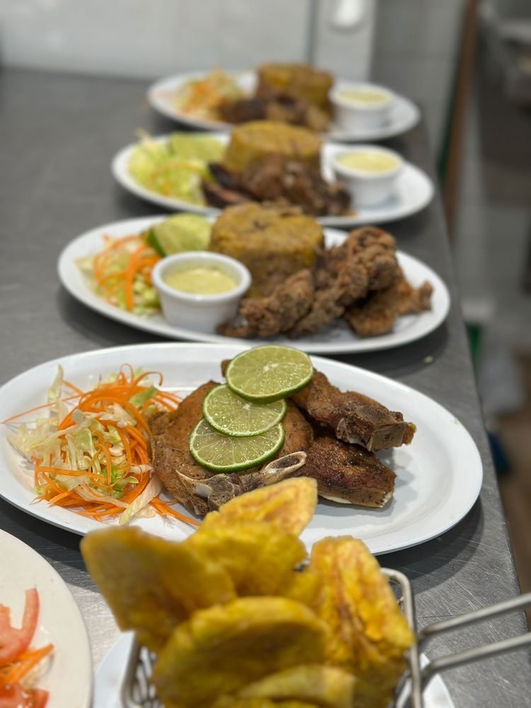 JARTO’E SAZÓN RESTAURANT•BAR - Updated November 2025 - 52 Photos - 554 ...