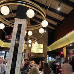 CAP CITY FINE DINER AND BAR - Updated December 2025 - 758 Photos & 886 ...