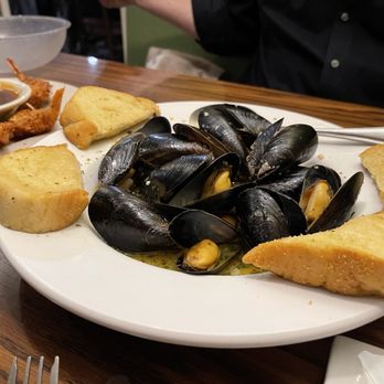 SAKONNET RIVER GRILLE - Updated October 2025 - 73 Photos & 158 Reviews ...