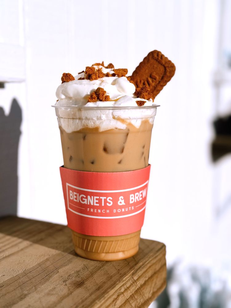 BEIGNETS & BREW - Updated November 2025 - 33 Photos & 24 Reviews - 2250 ...