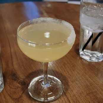 PUTTERY - Updated November 2024 - 530 Photos & 330 Reviews - 1818 ...