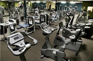 FITNESS UNLIMITED HEALTH CLUB - Updated January 2026 - 22 Photos & 11 ...