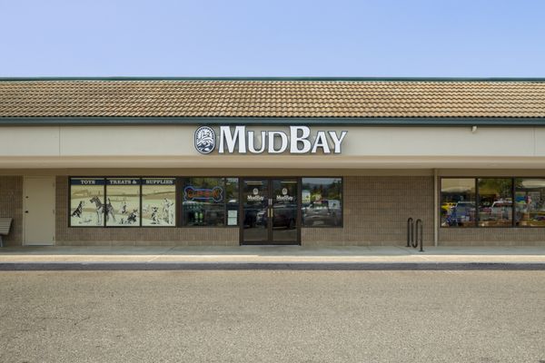 MUD BAY - Updated November 2024 - 14 Photos & 27 Reviews - 1590 NW ...