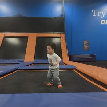 SKY ZONE TRAMPOLINE PARK - Updated December 2025 - 16 Photos & 12 ...