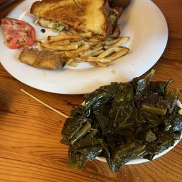 CORNER 16 - Updated December 2025 - 220 Photos & 325 Reviews - 1640 Bob ...