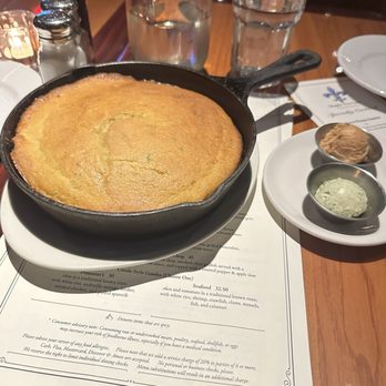 MAPLE TREE INN - Updated March 2025 - 835 Photos & 737 Reviews - 18849 ...