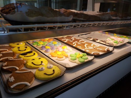 RJ GOODIES - CLOSED - 127 Photos & 171 Reviews - Bakeries - 17297 ...