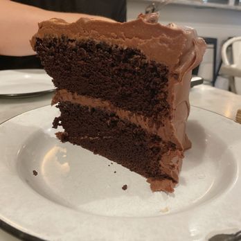 DERU MARKET - Updated December 2025 - 2386 Photos & 2013 Reviews - 723 ...