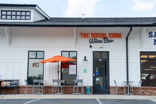THE SOCIAL CORK WINE BAR - Updated July 2025 - 200 Photos & 33 Reviews ...