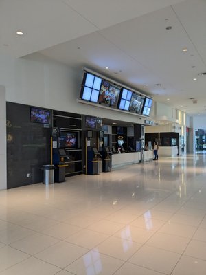CINEPLEX CINEMAS MARKHAM AND VIP - 437 Photos & 137 Reviews - 179 ...
