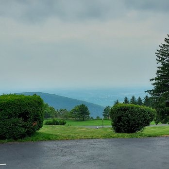 HISTORIC SUMMIT INN RESORT - Updated October 2025 - 204 Photos & 128 ...