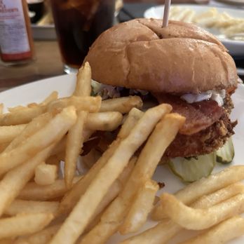 COLD WATER BREWERY AND GRILL - Updated December 2024 - 1447 Photos ...