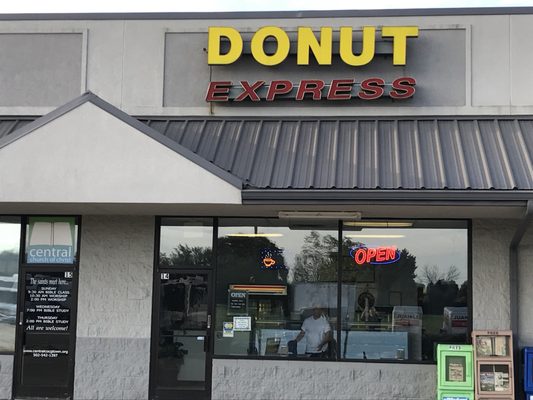DONUT EXPRESS - Updated December 2025 - 20 Photos & 21 Reviews - 100 ...