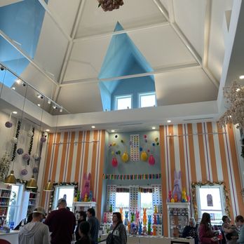 ALBANESE CONFECTIONERY - Updated October 2025 - 740 Photos & 399 ...