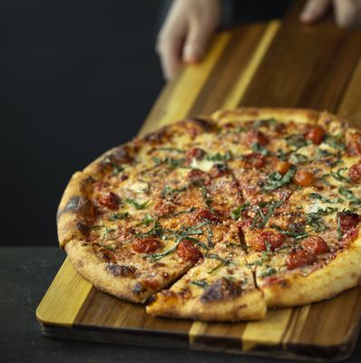 SPIN! PIZZA - Updated October 2025 - 97 Photos & 150 Reviews - 1808 NW ...