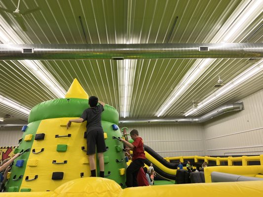 BOUNCE TAG - Updated November 2025 - 3720 Hollis Dr, Springfield ...