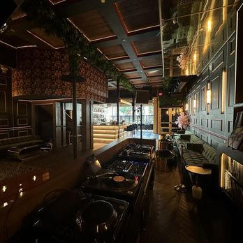 PROPER ORLANDO - Updated July 2024 - 167 Photos & 58 Reviews - 112 S ...