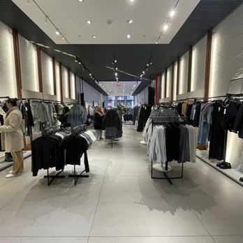 ZARA - Updated October 2025 - 140 Photos & 284 Reviews - 503 Broadway ...