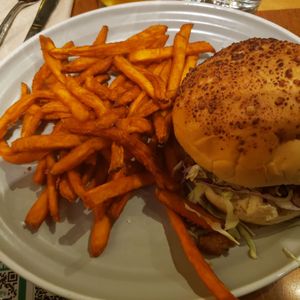 SQUATTERS PUB BREWERY - 979 Photos & 1279 Reviews - 147 W Broadway ...