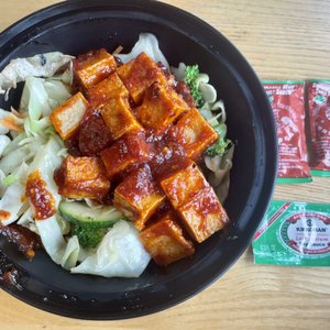 NOODLES & COMPANY - 28 Photos & 45 Reviews - 5345 Elmore Ave, Davenport ...