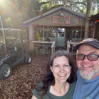 HUNTER’S CAFE - Updated December 2025 - 12 Photos & 26 Reviews - 1093 ...