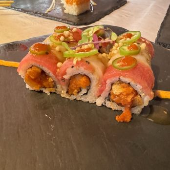 EIGHT SUSHI LOUNGE - Updated October 2024 - 3427 Photos & 1453 Reviews ...