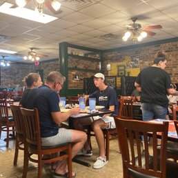 BARIS - Updated December 2025 - 295 Photos & 580 Reviews - 904 N Valley ...