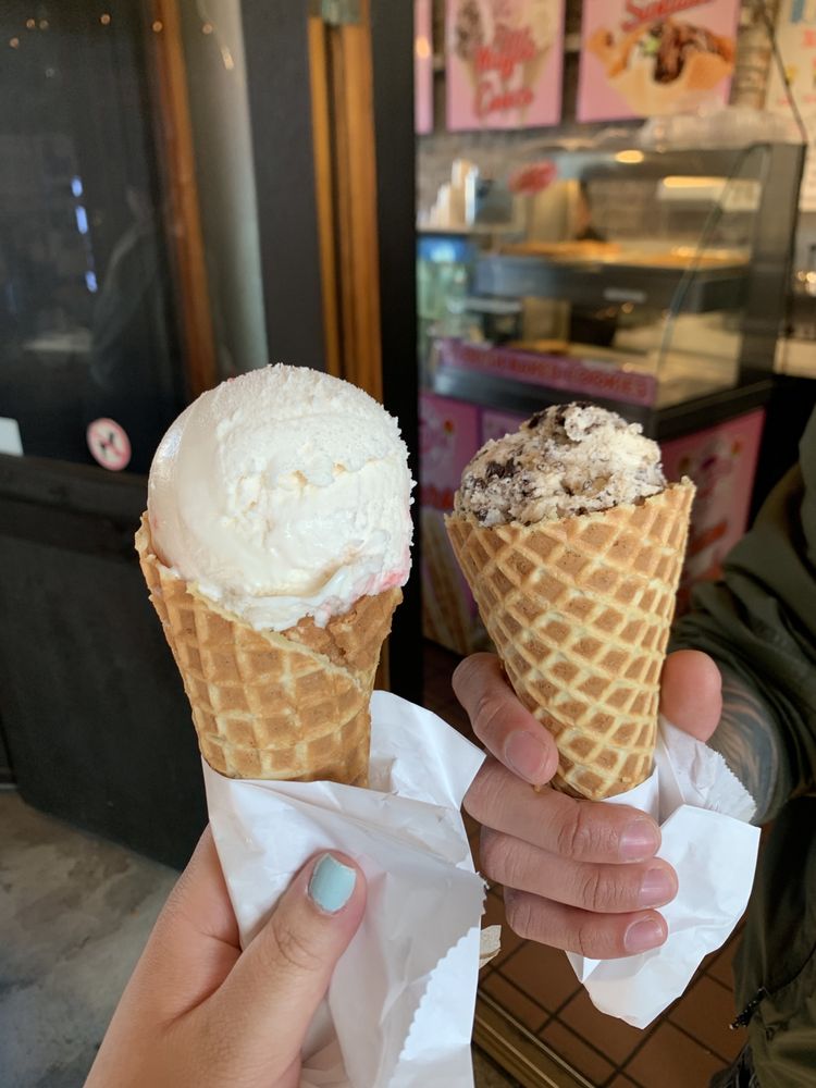 BIG ROCK SWEET SHOP - Updated July 2024 - 571 Embarcadero, Morro Bay ...