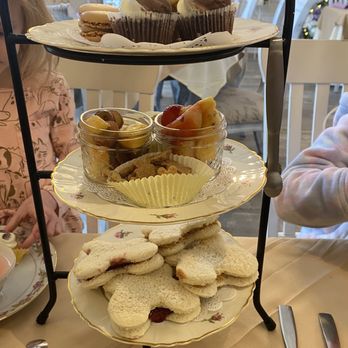 RUSTIC ROOT - Updated January 2025 - 334 Photos & 65 Reviews - 626 Main ...