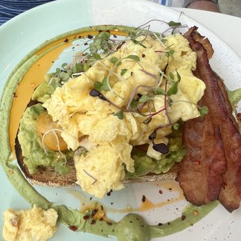 BLUESTONE LANE WEST END CAFÉ - Updated July 2024 - 754 Photos & 515 ...