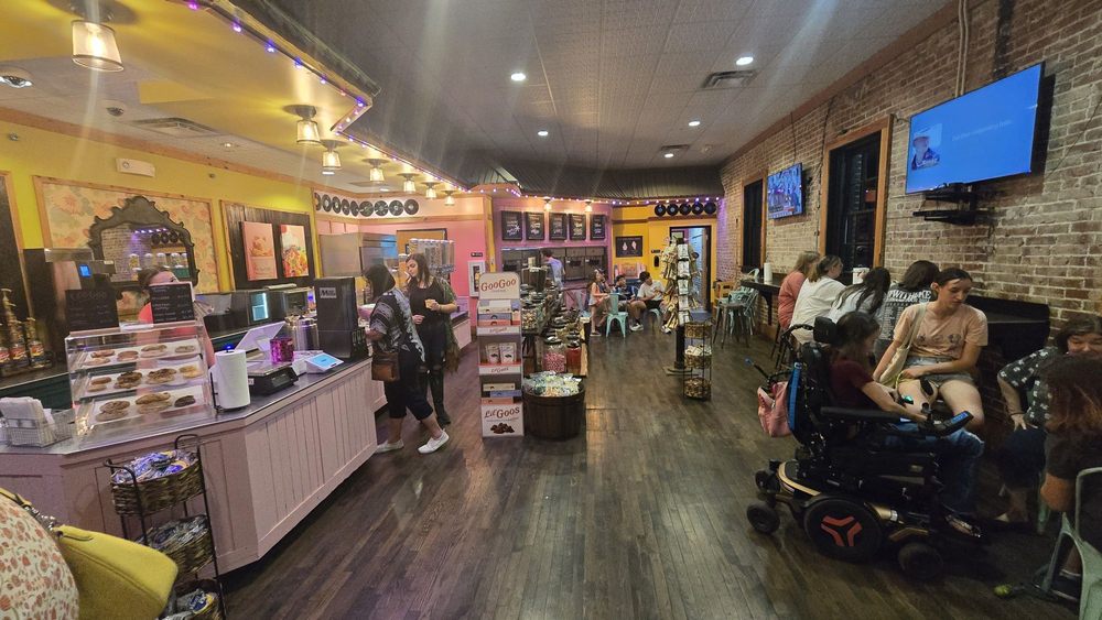 SWEET CECE’S - Updated December 2024 - 62 Photos & 89 Reviews - 500 W ...