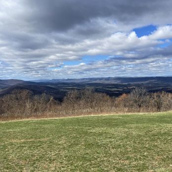 DICKEY RIDGE VISITOR CENTER - Updated September 2025 - 49 Photos & 13 ...