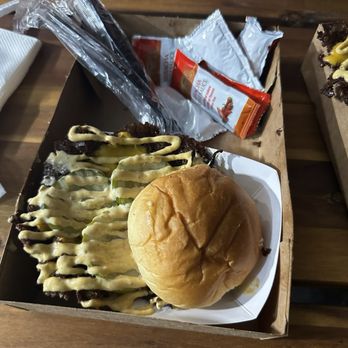 BURGER 3000 - Updated November 2024 - 226 Photos & 252 Reviews - 9846 ...