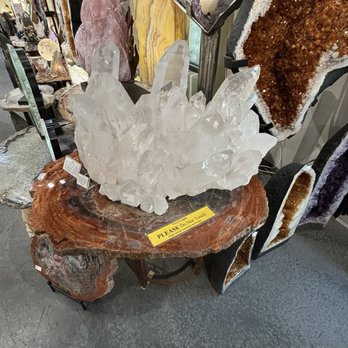 RARE EARTH GALLERY - Updated March 2025 - 262 Photos & 59 Reviews ...